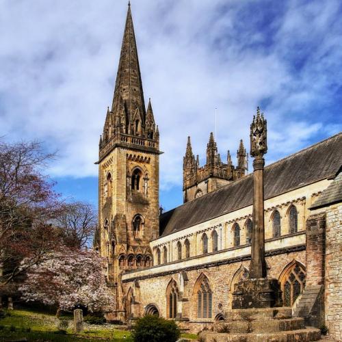 Cardiff - Llandaff Cathedral. Présentation et avis des voyageurs.