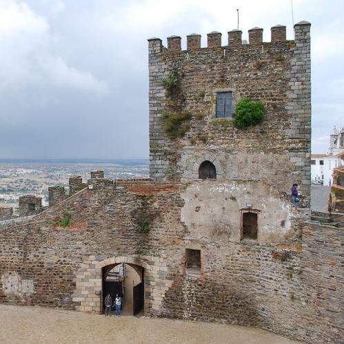 Monsaraz - Castelo de Monsaraz. Présentation et avis des voyageurs.