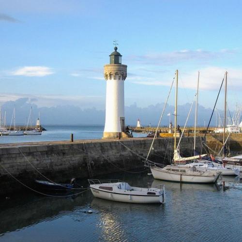 Quiberon - Port Haliguen. Présentation et avis des voyageurs.